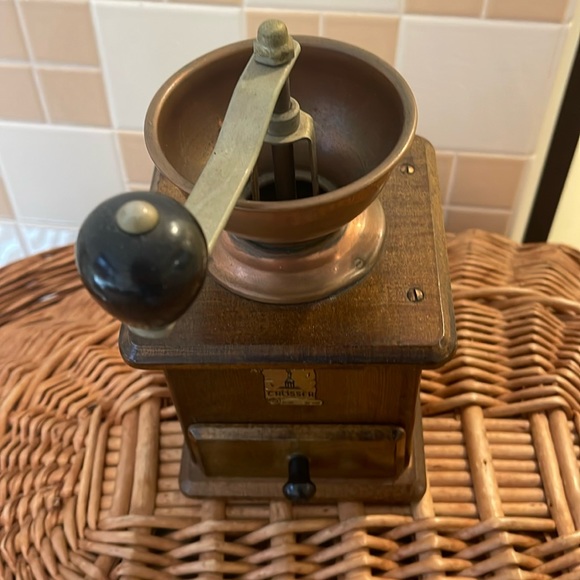 VINTAGE TROSSER COFFEE GRINDER | Kitchen | Vintage Coffee Grinder ...